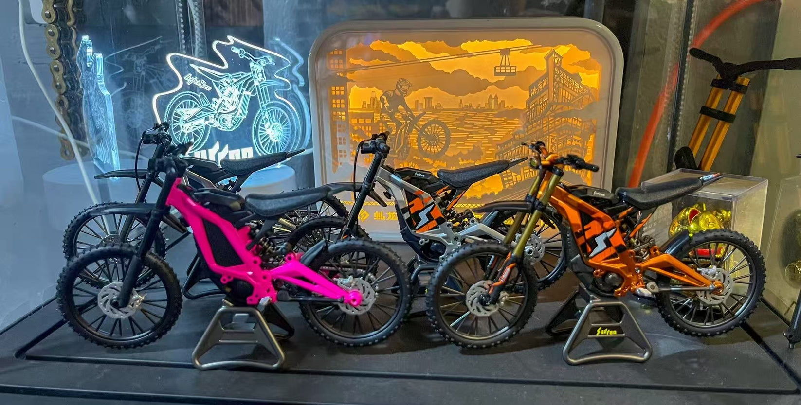 2025 Mini Surron DIY Scale Model Finger Toy Gift – REV797